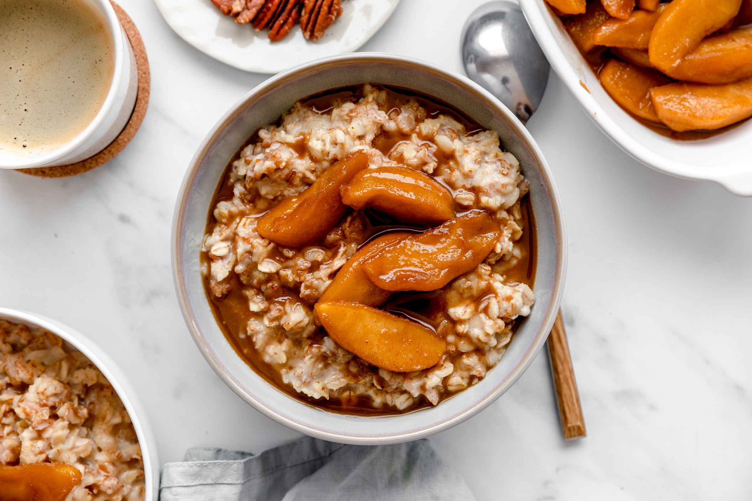 Apple Cinnamon Oatmeal | Jernej Kitchen