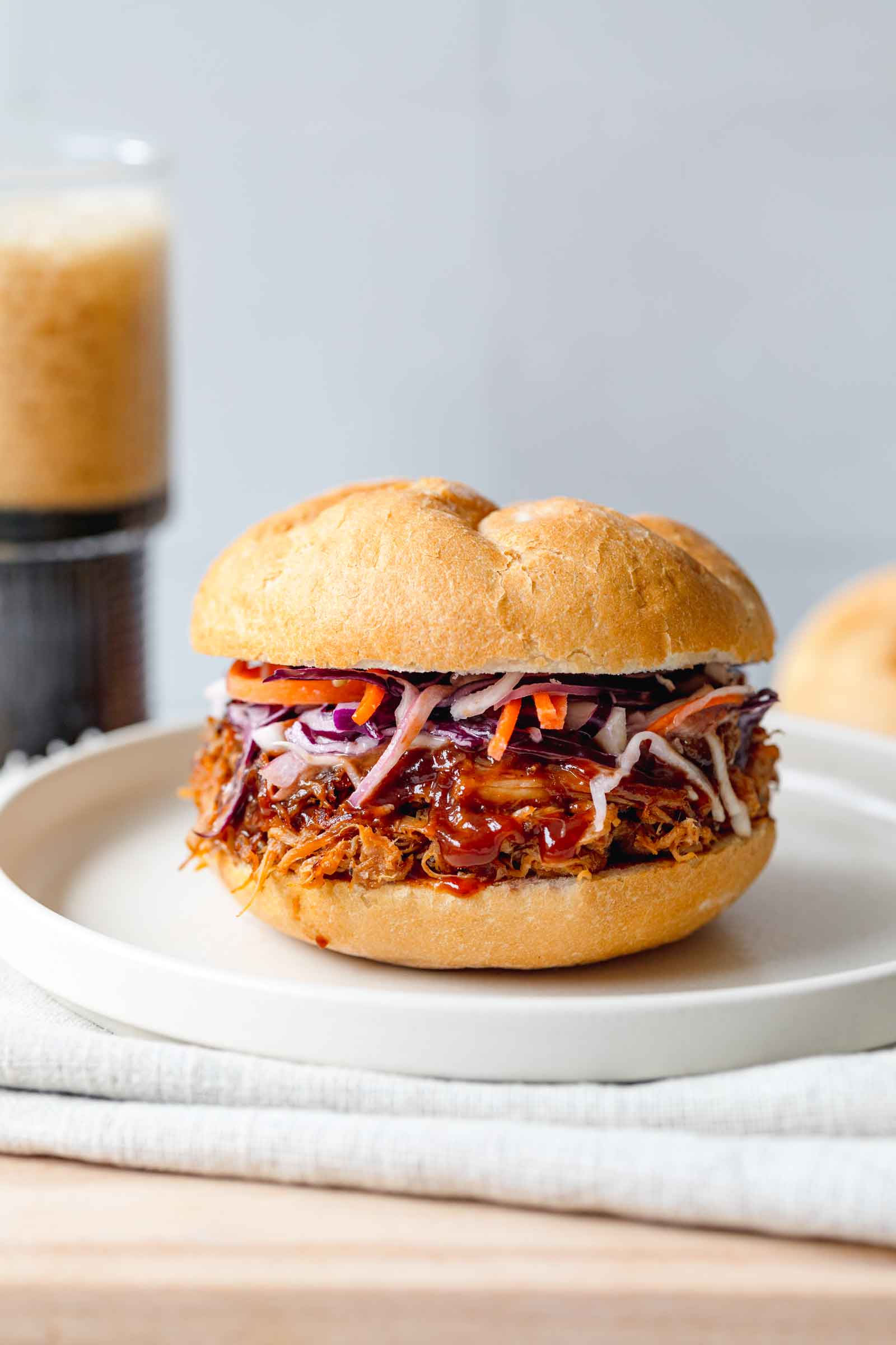 Pulled Pork Burger | Jernej Kitchen